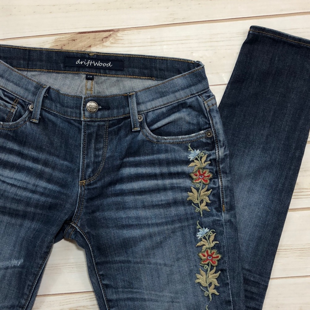 Drift Wood Floral Embroidered Skinny Jeans - Gem